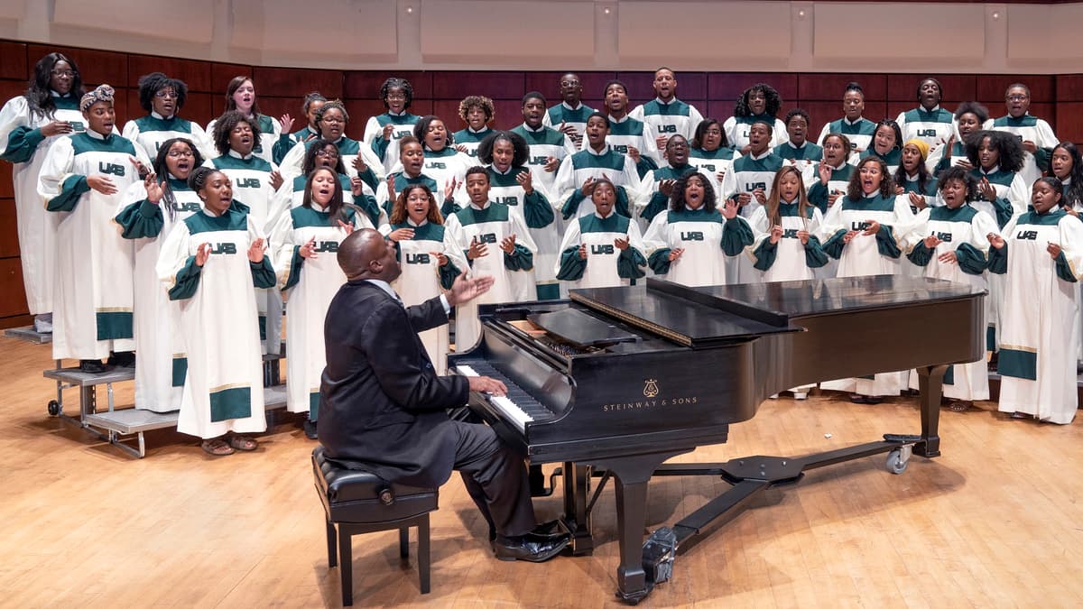 Alabama gospel choir to perform at Aberystwyth bandstand this weekend ...